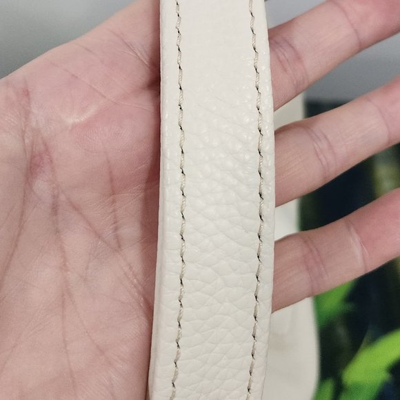 Dooney & Bourke | Bags | Authentic Dooney Bourke Pebbled Leather Logo ...